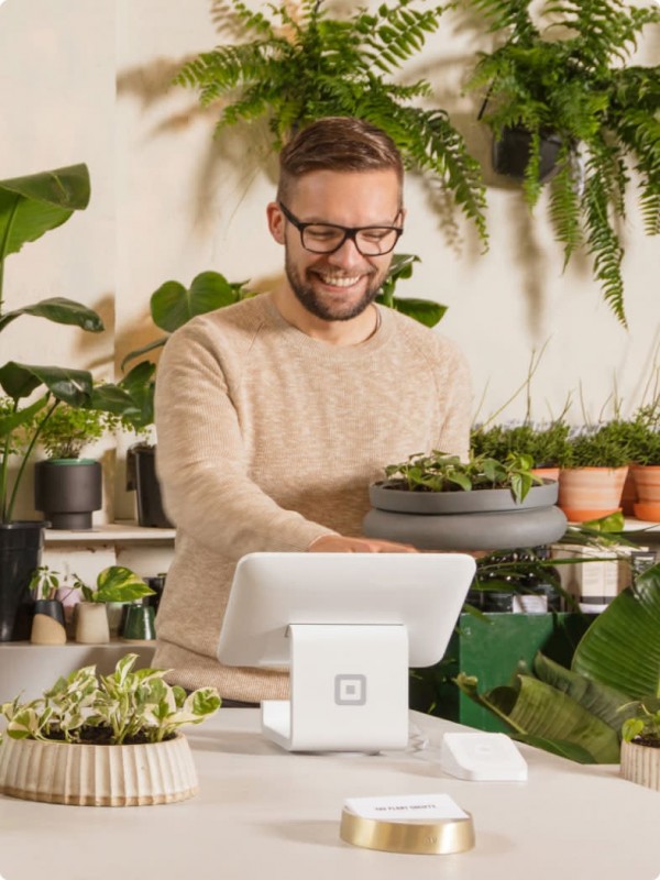 Square for Retail Review: Clever POS App With Online Tools