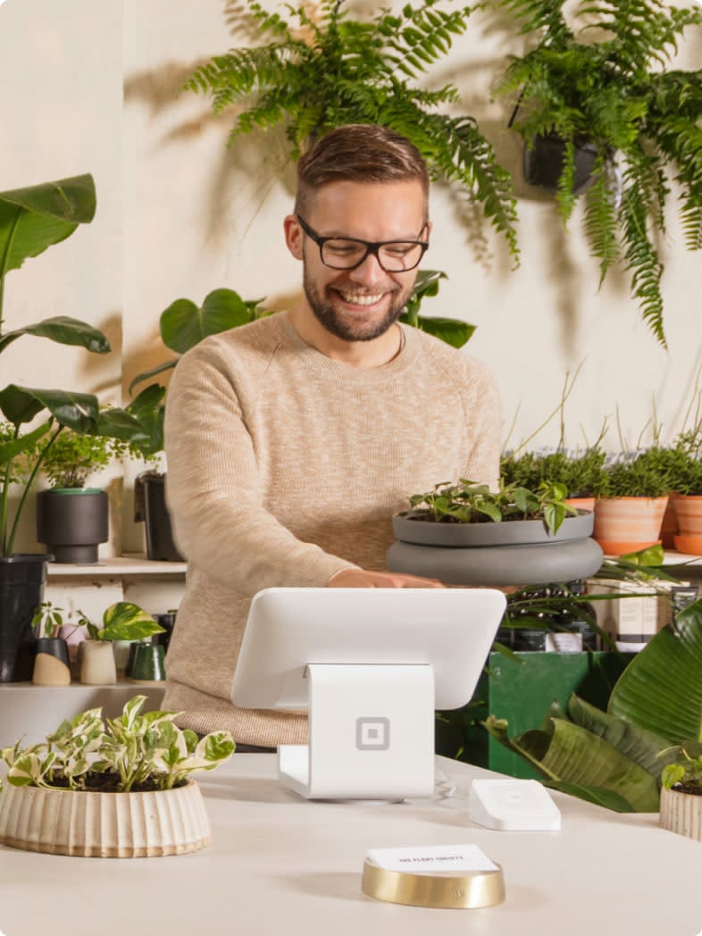 Square for Retail Review: Clever POS App With Online Tools